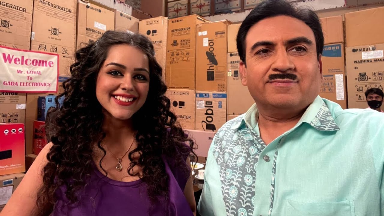 Goyal Saab's Secretary Reena's Real Name in Taarak mehta ka Ooltah ...