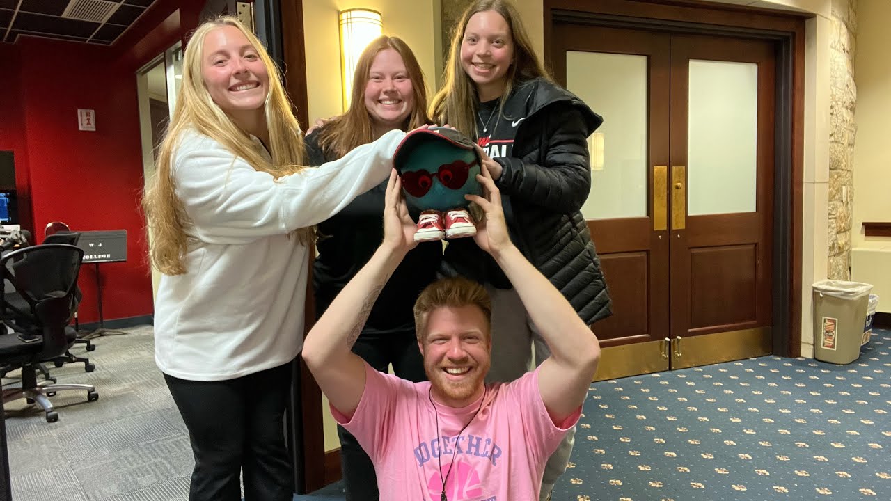 The Present Tense 106- Kasey Scears, Kate Barone, Peyton Eckenrode ...