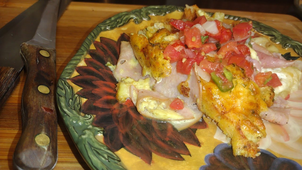 THIS HOLIDAY BREAKFAST BUFFET, I'M MAKE THEM THIS EASY CASSEROLE!!! ️ ️ ...