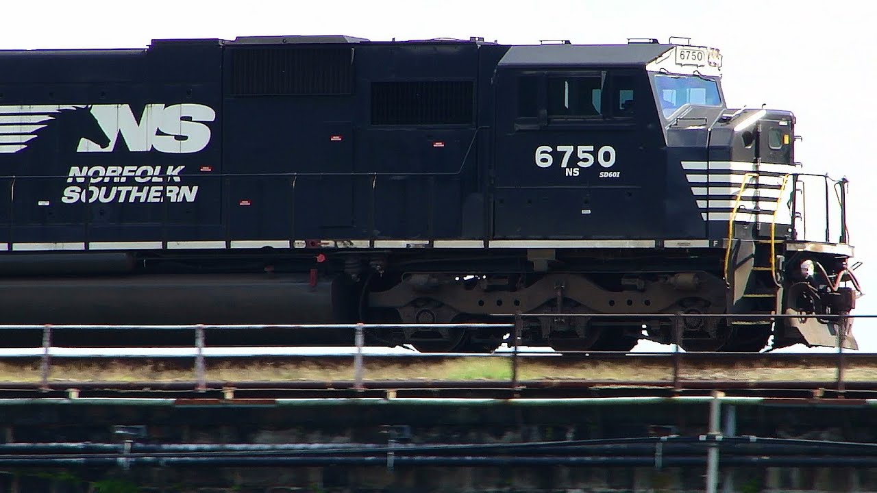 NS 11J Auto Rack Over Beautiful Rockville Bridge - YouTube