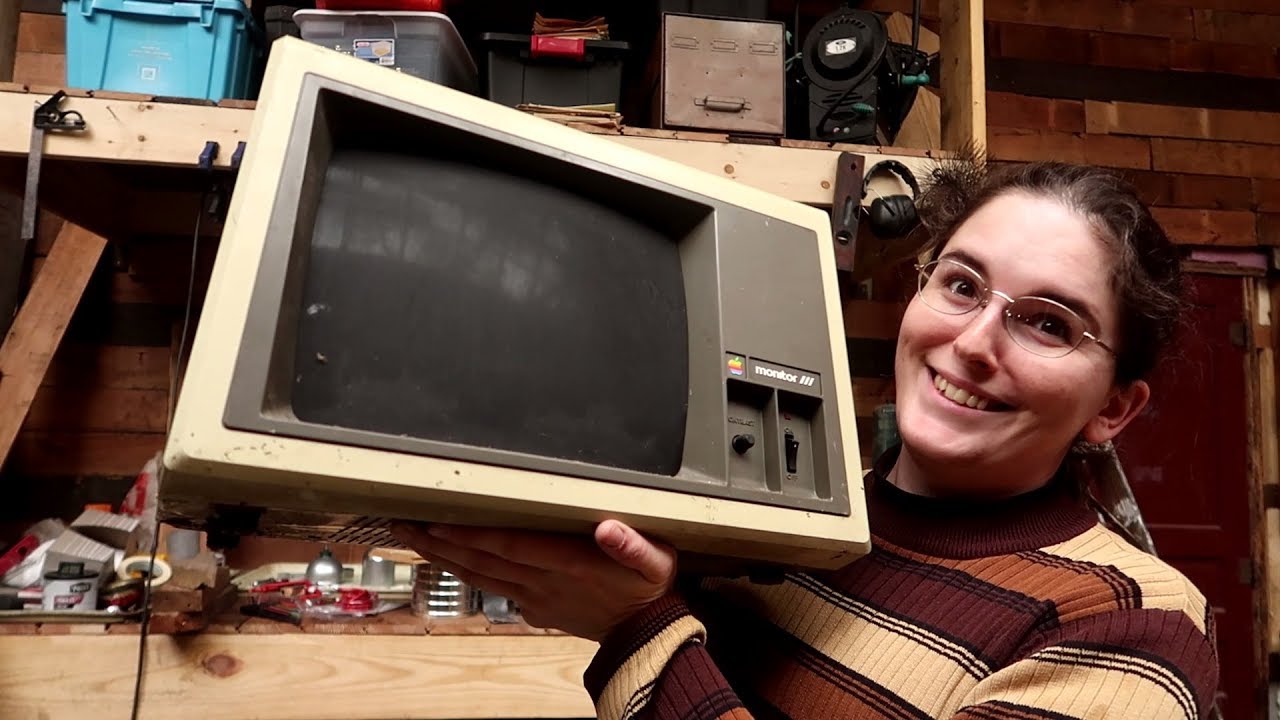 Random Bits 0226: Free Electronics Haul, GEM80 PLC, Apple III Monitor ...