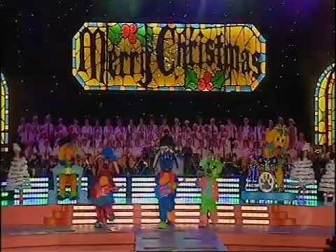 Rockin' Around the Christmas Tree🎄| Brenda Lee Cover | Raggs Band Performs at Carols in the Domain