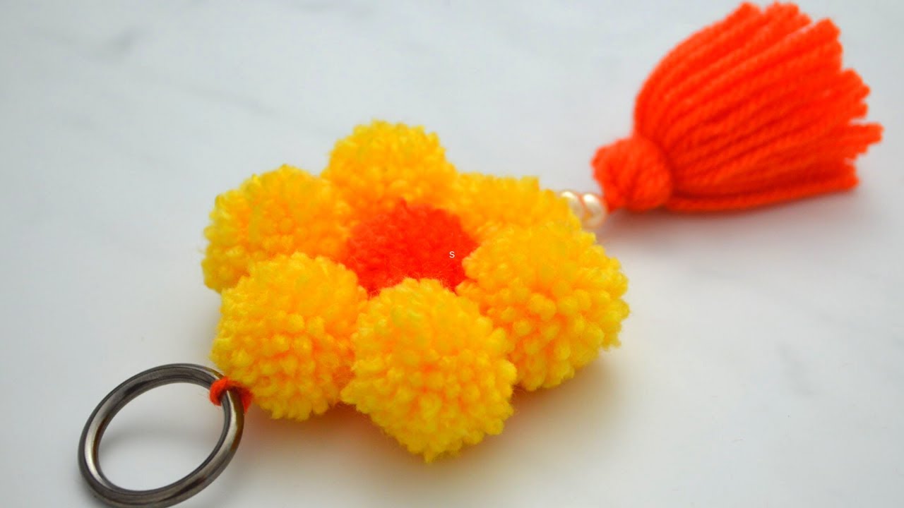 Colourful keychain DIY | Pompom Hanging | Yarn keychain | Easy keychain ...