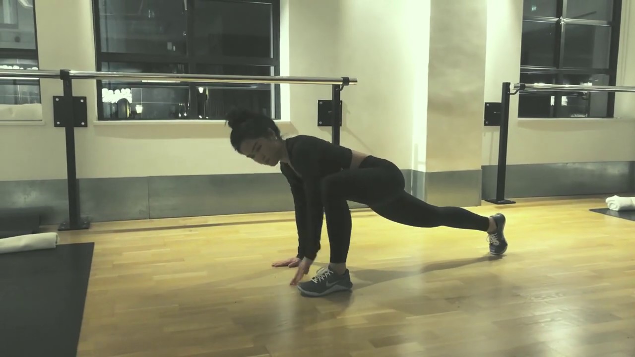 Frog Walk in Twist - YouTube