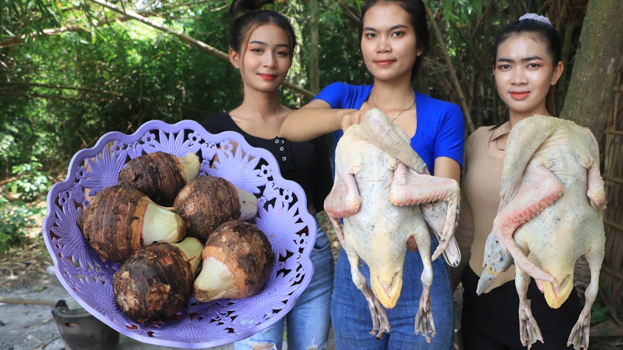 Yummy cooking fried Taro with duck soup recipe - cook duck with Taro ...