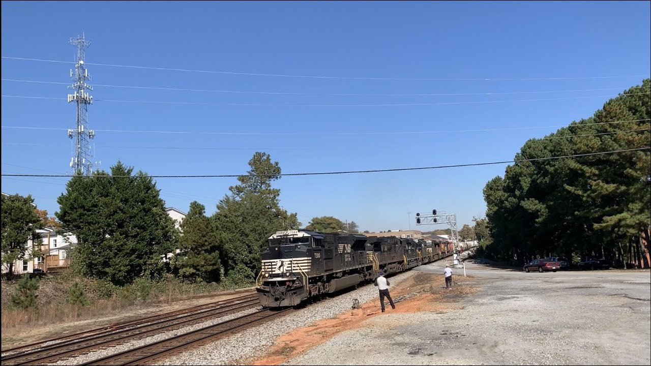 NS 7300 Leads NS 153 (With a Nine Engine Lash-up) Thru Duluth, GA 11/10 ...
