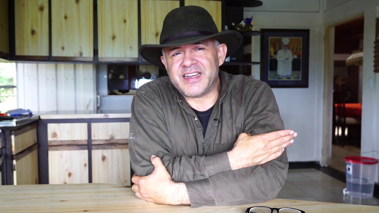 Cesar Ocampo - La Educación en la Ciencia - YouTube