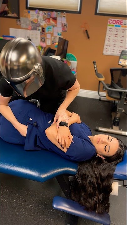 Chiropractors Make Crack Like… ☠️ Shorts Chiropractic Crackingbones