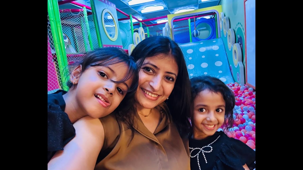 Mahi n Mishi | Twin Playdate Adventure, Growing Together 💖🌈 - YouTube