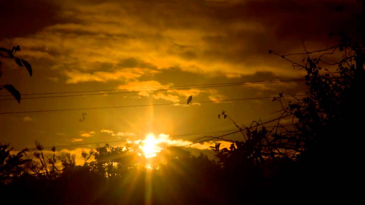 TIME-LAPSE SOLAR ECLIPSE OVER WESTERN VICTORIA AUSTRALIA 29TH APRIL ...