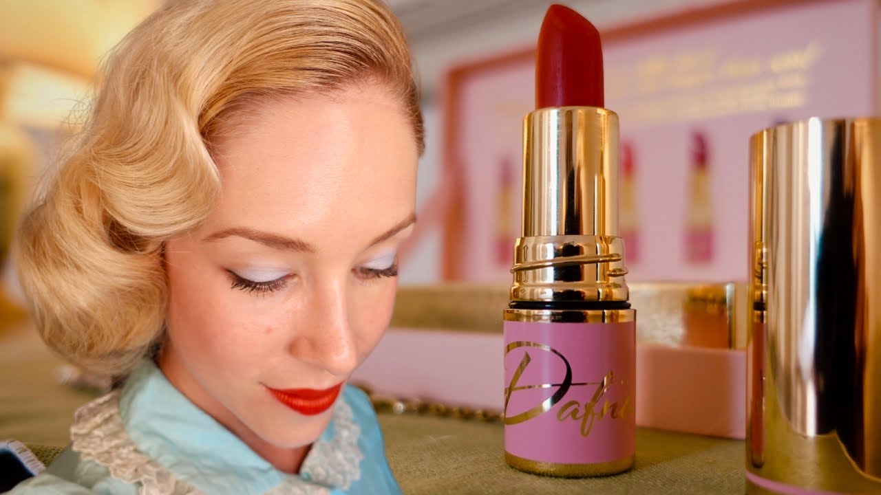 1950s Morning Routine | Vintage Makeup and Hairstyle - YouTube