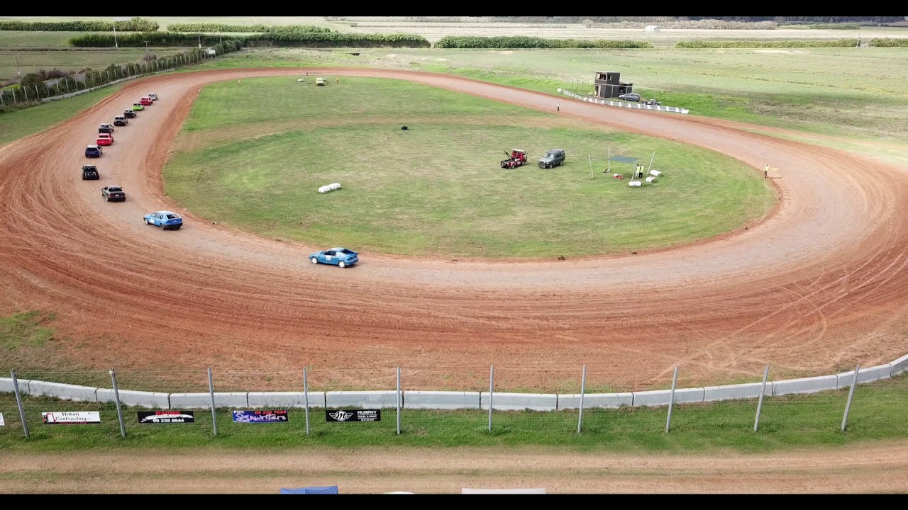 2019 03 31 waiuku dirt track race 30 juniors race 3, in which I almost ...