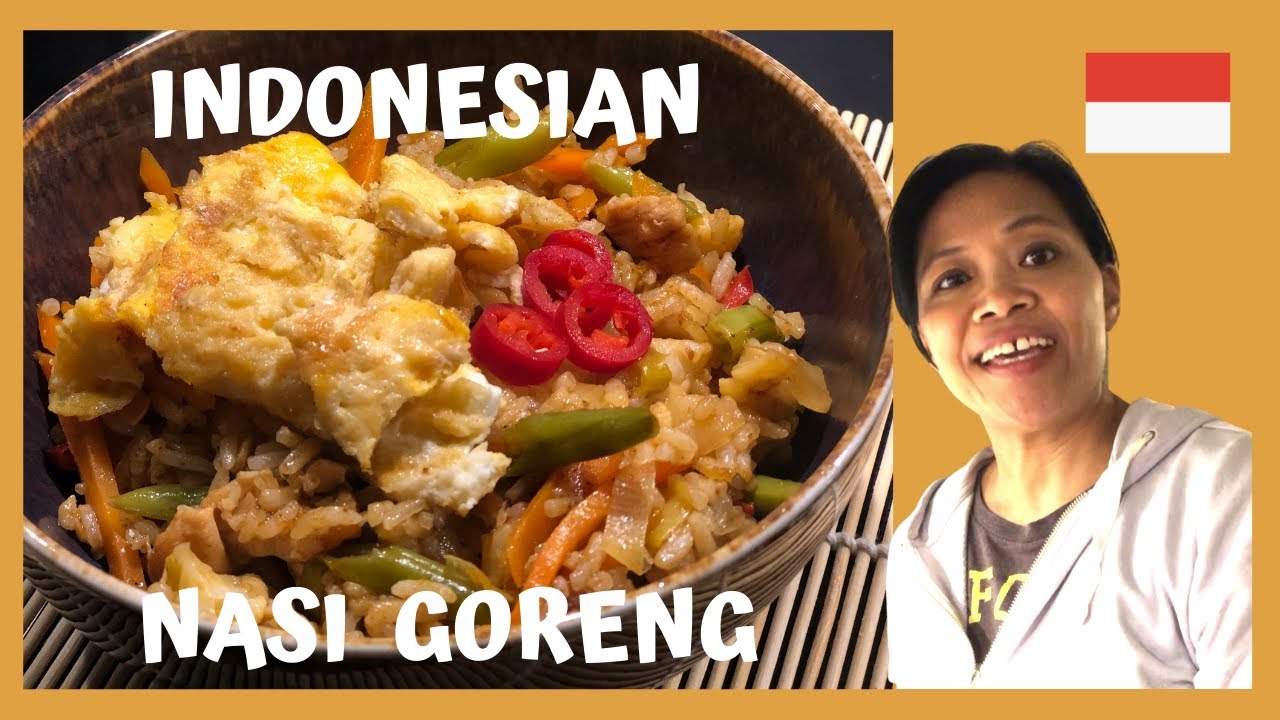 Filipino mom cooking Indonesian nasi goreng for the first time - YouTube