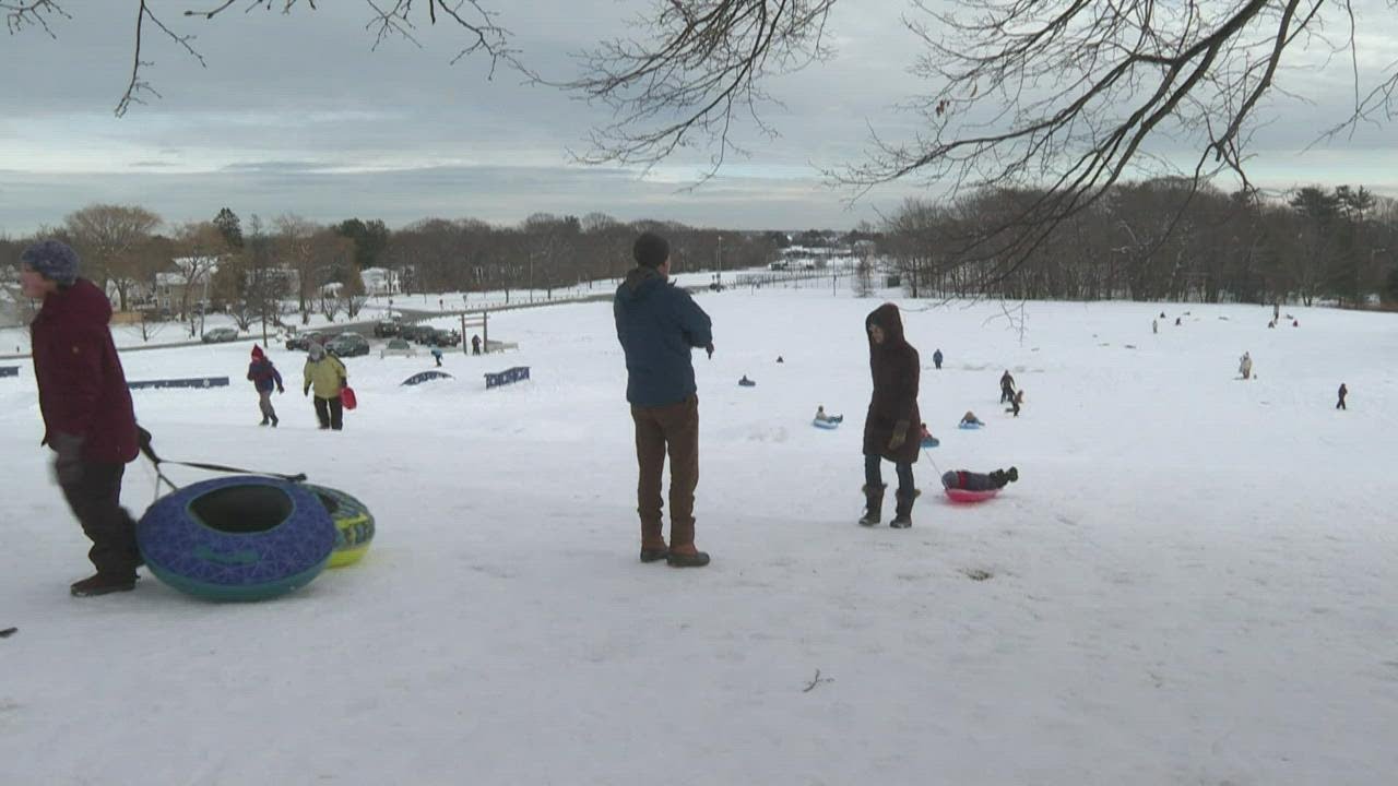 Kids pack Payson Park in Portland for winter fun - YouTube