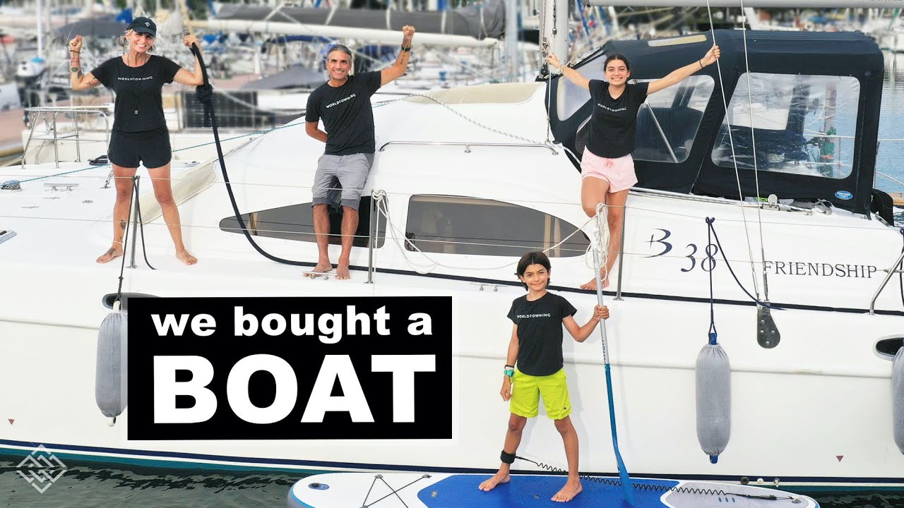 FULL-TIME LIVEABOARD FAMILY (Move in day) | EP 254 - YouTube