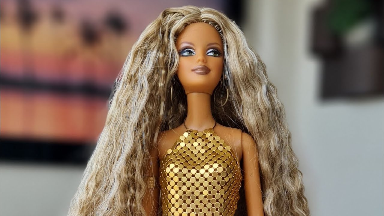 ANUNCIO Barbie Diva All That Glitters - YouTube