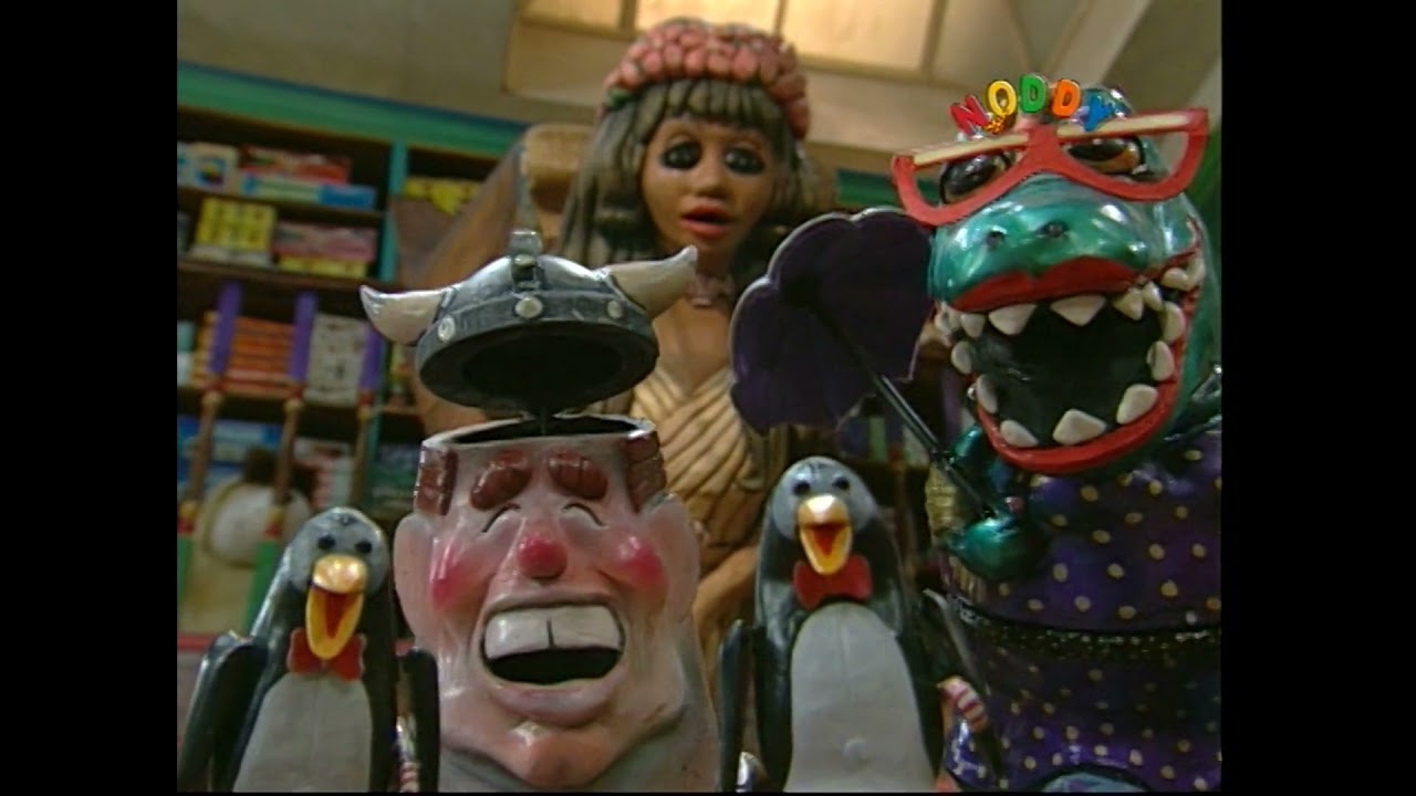 Noddy Songs - The Great Pig Chase (69) | 60p - YouTube