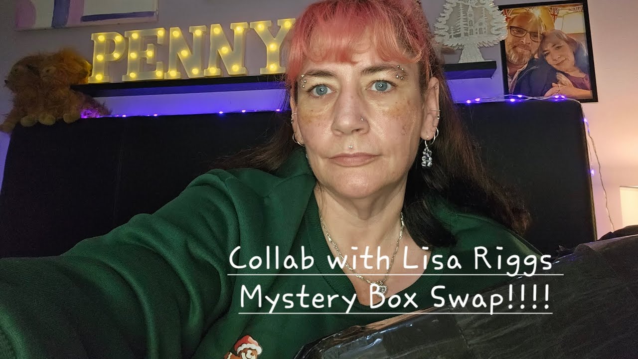 Mystery box haul with Lisa Riggs!!!! #mystery #beauty #makeup #christmas #fashion - YouTube