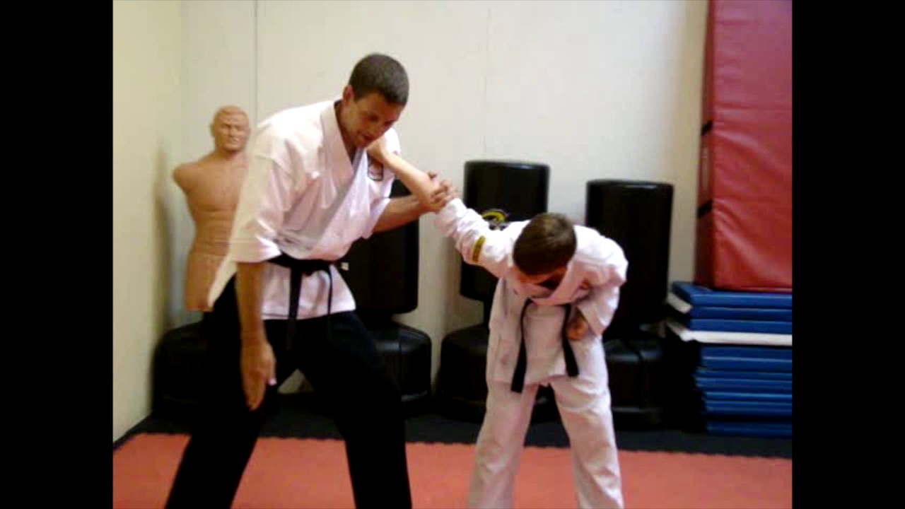 Falcon 1: Shoulder grab straight across - YouTube