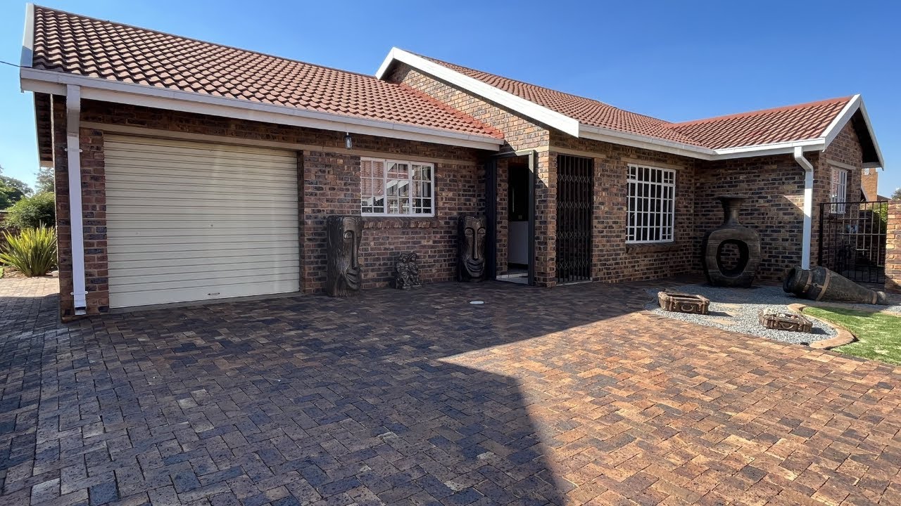 3 bedroom Retirement Village in Arcon Park - YouTube