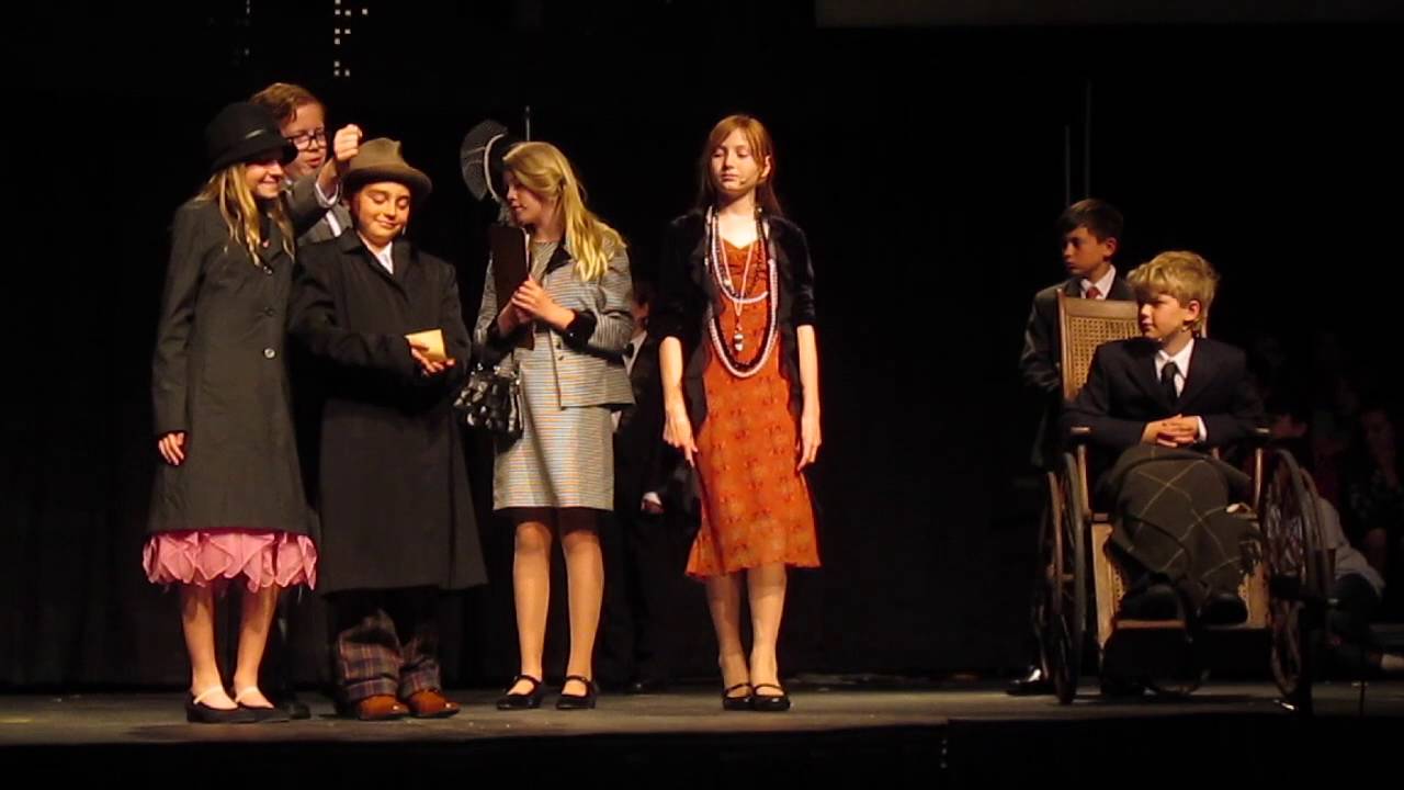 Annie Musical Trailer - YouTube