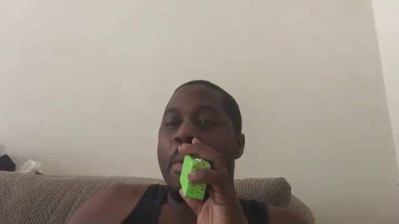 Vaping on my tugboat box mod - YouTube