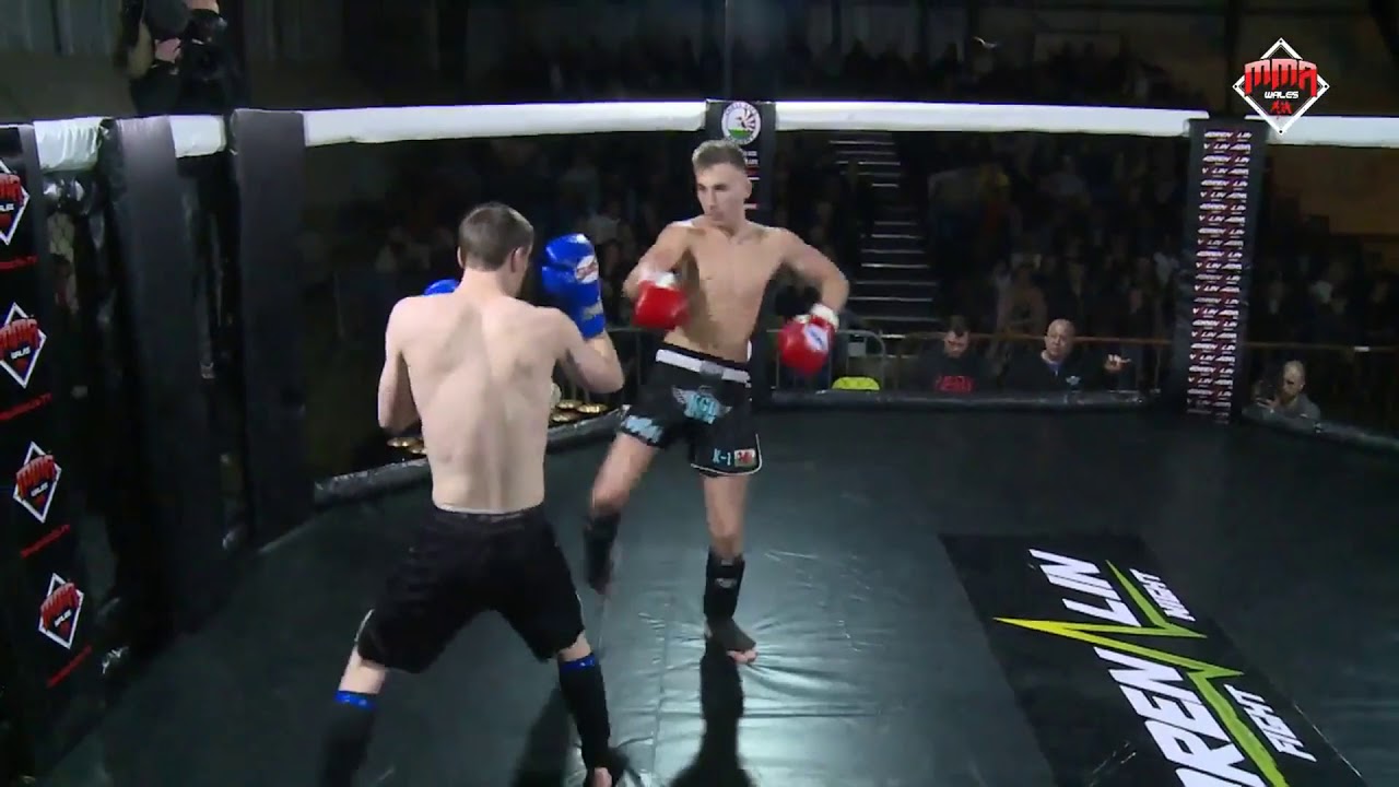 Fight 1 // K1 // Morgan Monk (3dMMA) vs Keiran Thomas (KGB) - YouTube