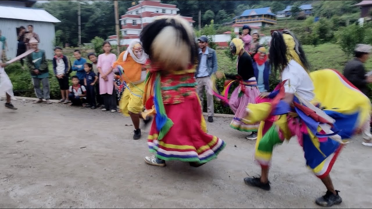 Hangpang taplejung मा लाखे नाच आज यसरी अन्त्य गरियो । - YouTube