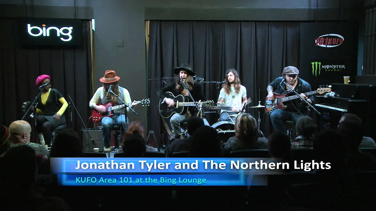 Jonathan Tyler & The Northern Lights-Gypsy Woman - YouTube
