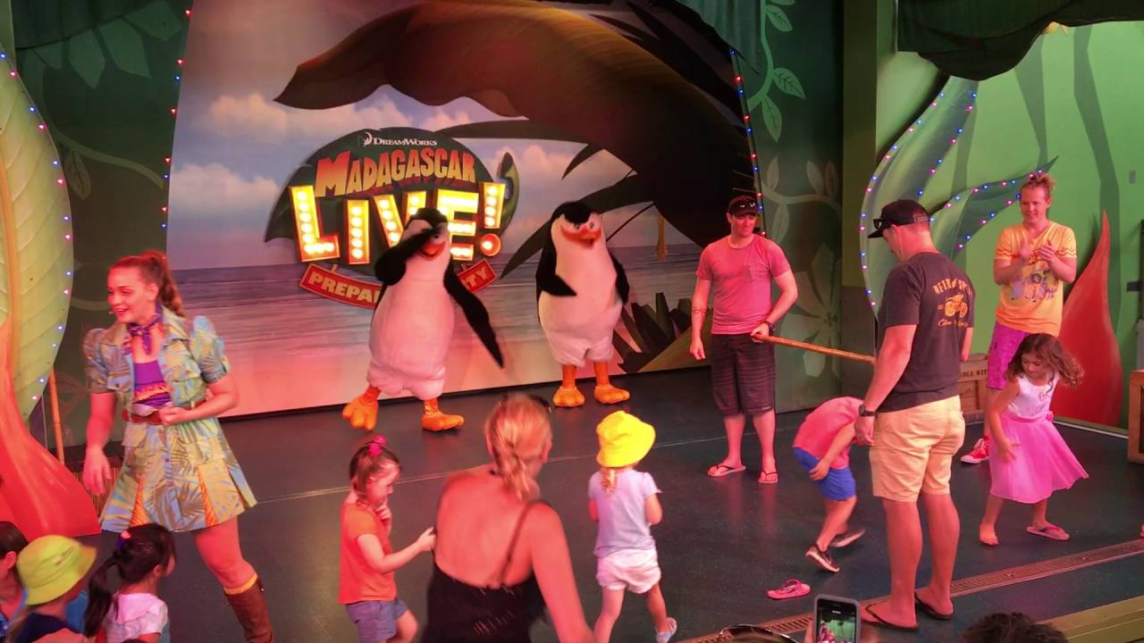 Madagascar Live at Dreamworld Gold Coast Australia Dreamworks - YouTube