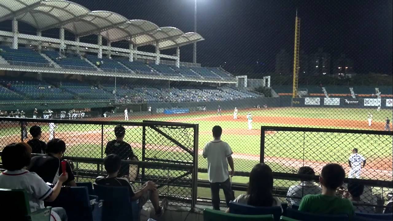 中華職棒 CPBL Lamigo Monkeys 桃猿 #55 陳冠任 應援曲 - YouTube