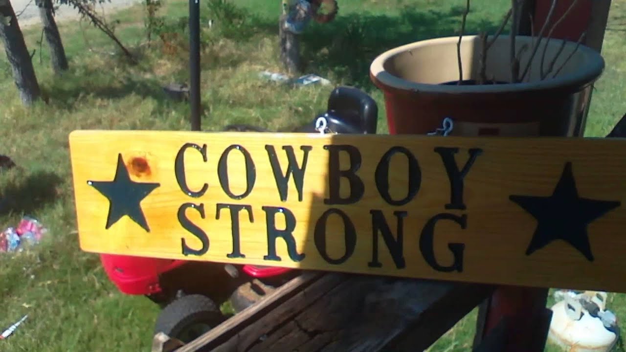 Dallas Cowboy Wood Signs - YouTube