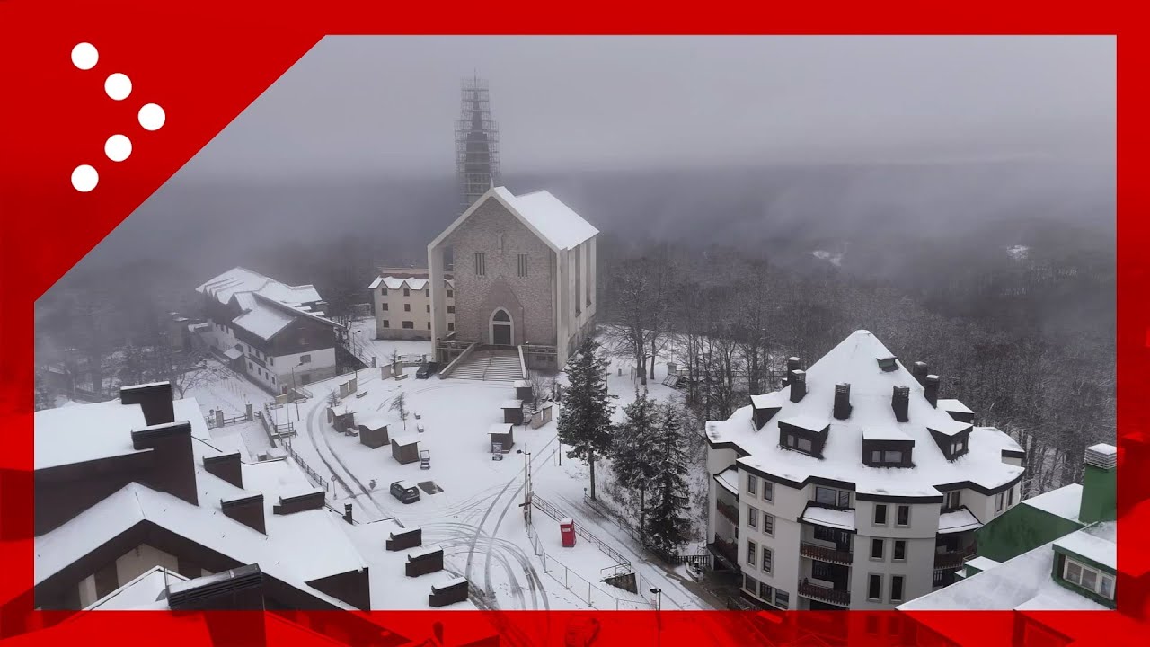 Neve sul Terminillo, il drone in volo sul paese di Pian de' Valli - YouTube