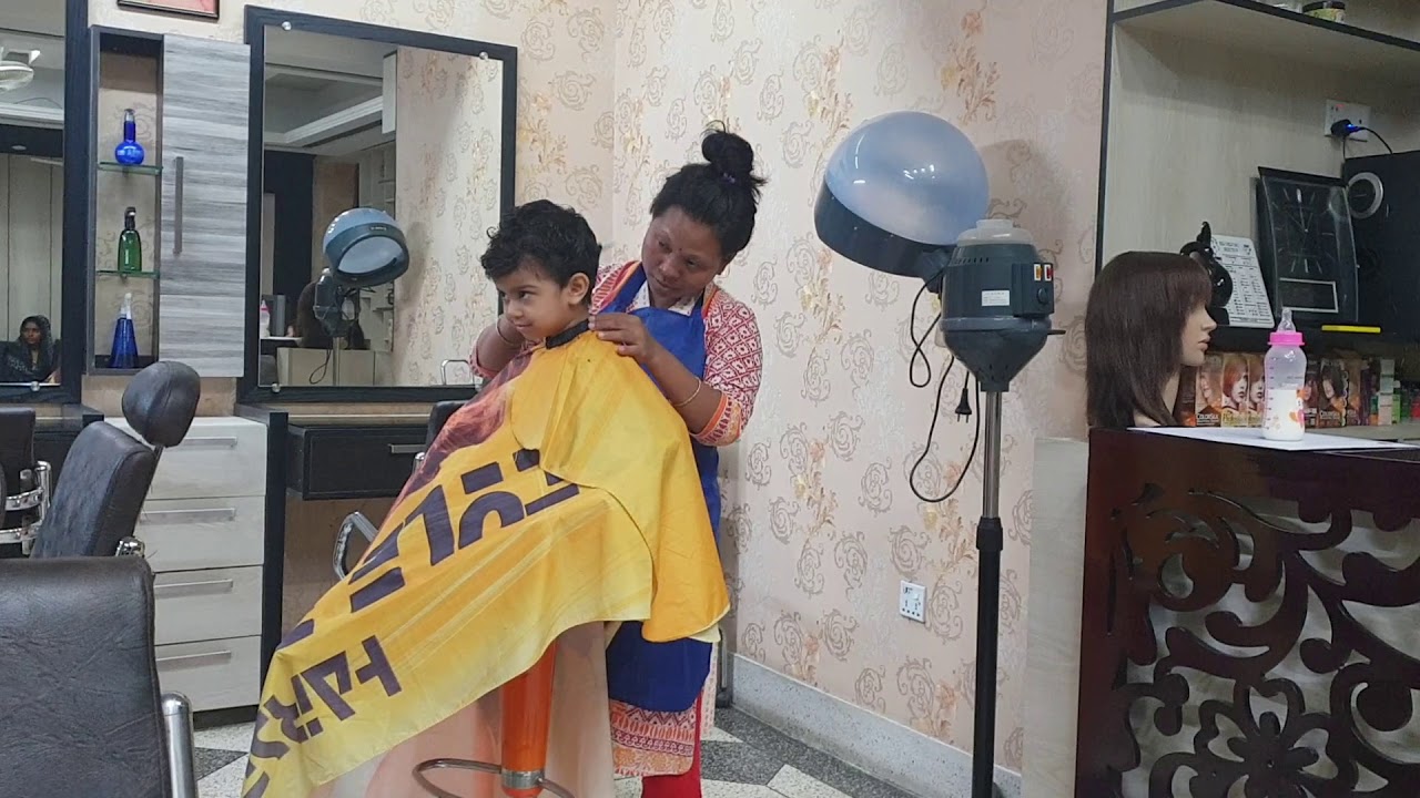 Baby at salon - YouTube