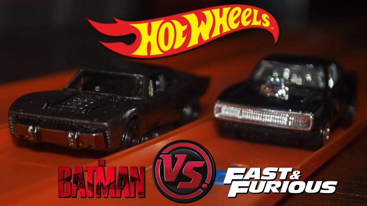Hot Wheels | The Batmobile (2021) (The Batman) VS '70 Dodge Charger R/T ...