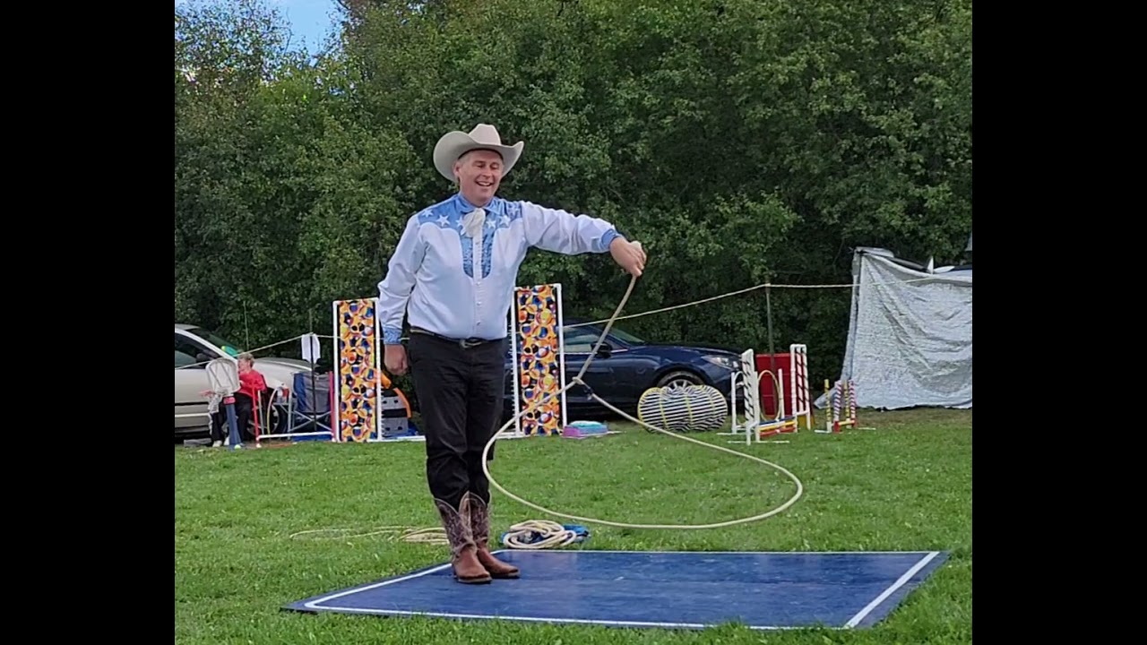 Trick Roping - YouTube