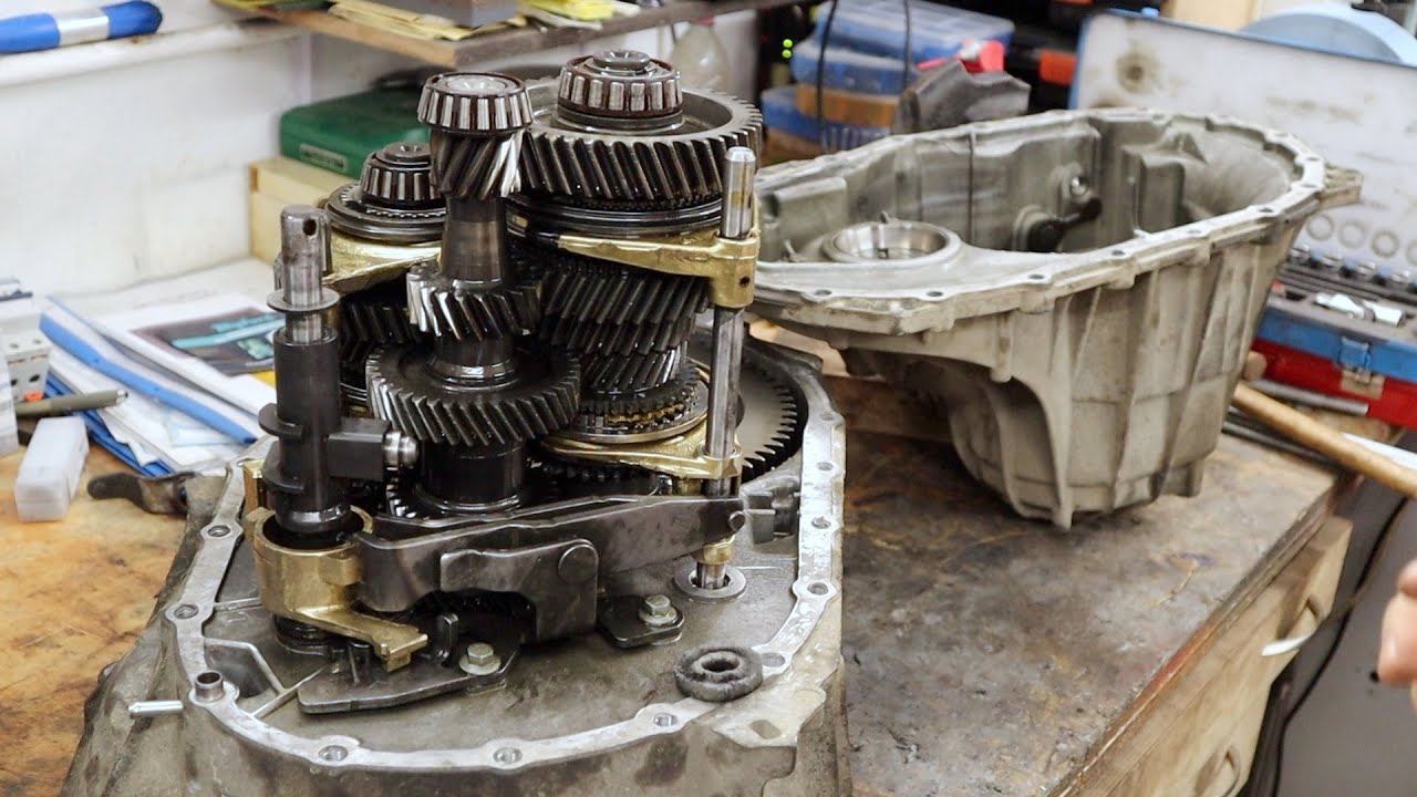 Renault Master 3 Gearbox Rebuild - YouTube