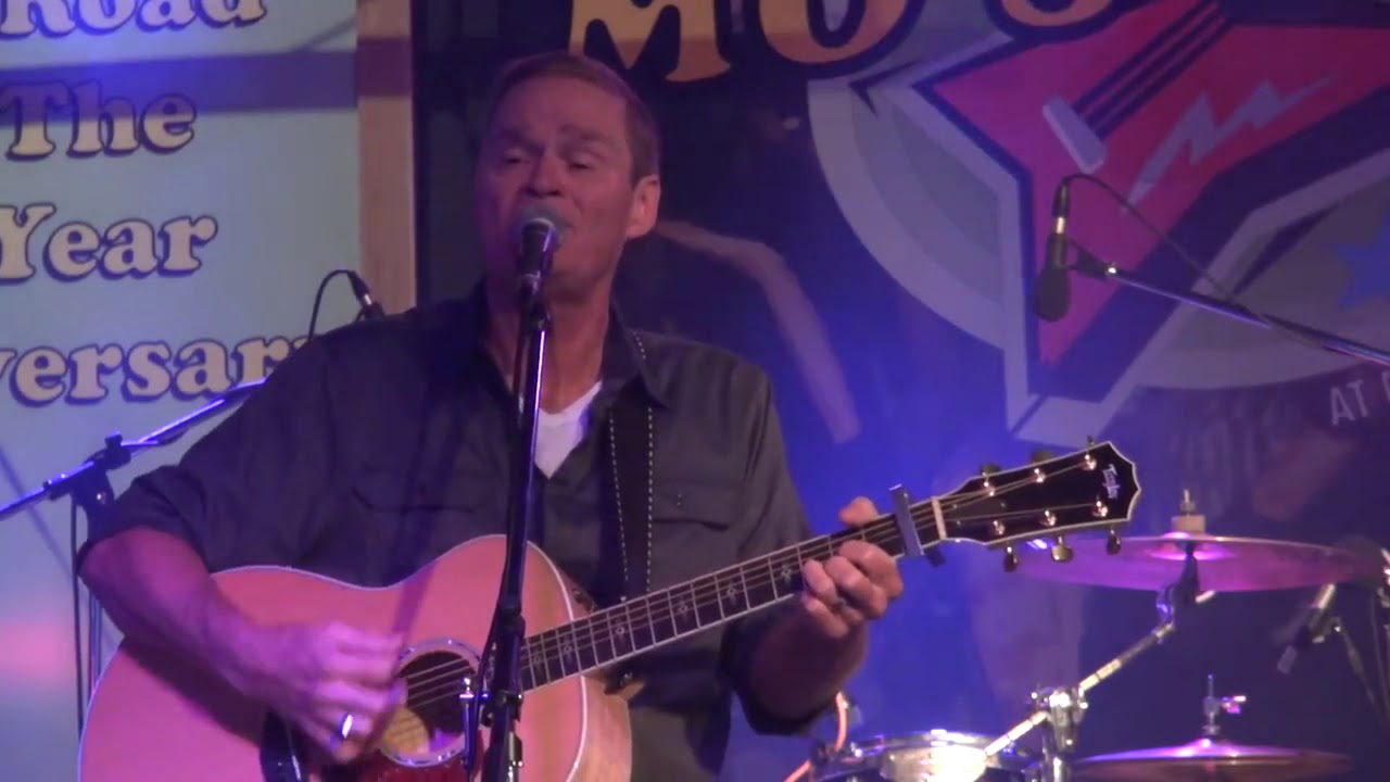 Doug Stone on Houston's Own Country - YouTube