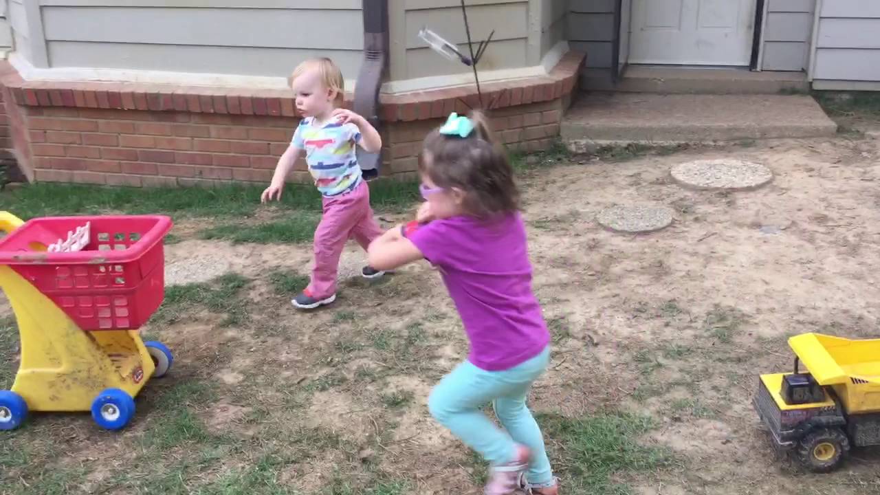 Baby fights lol 2016 - YouTube