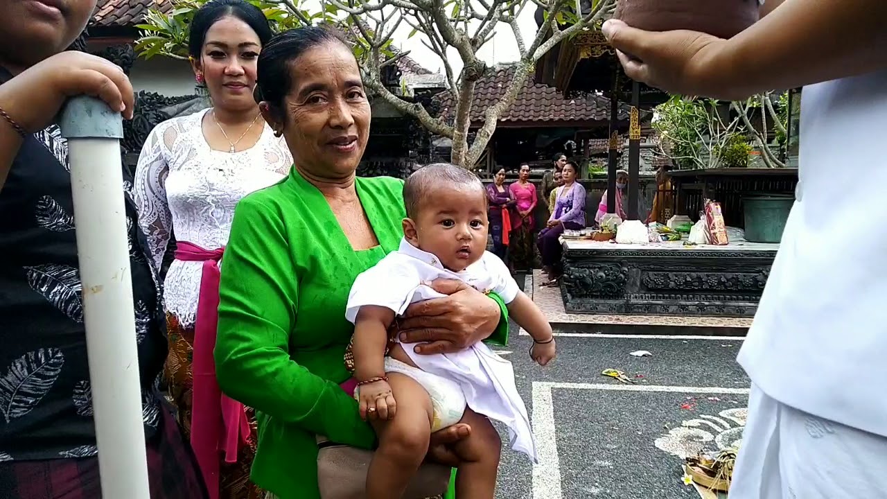 I PUTU DEVAN RADHIKA KUSUMA (3 BULAN) - YouTube