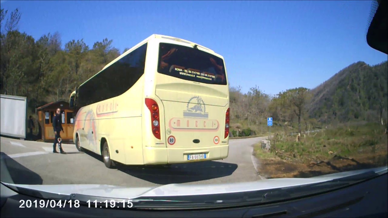 Driving in Pompeii, Mount Vesuvius Road - YouTube