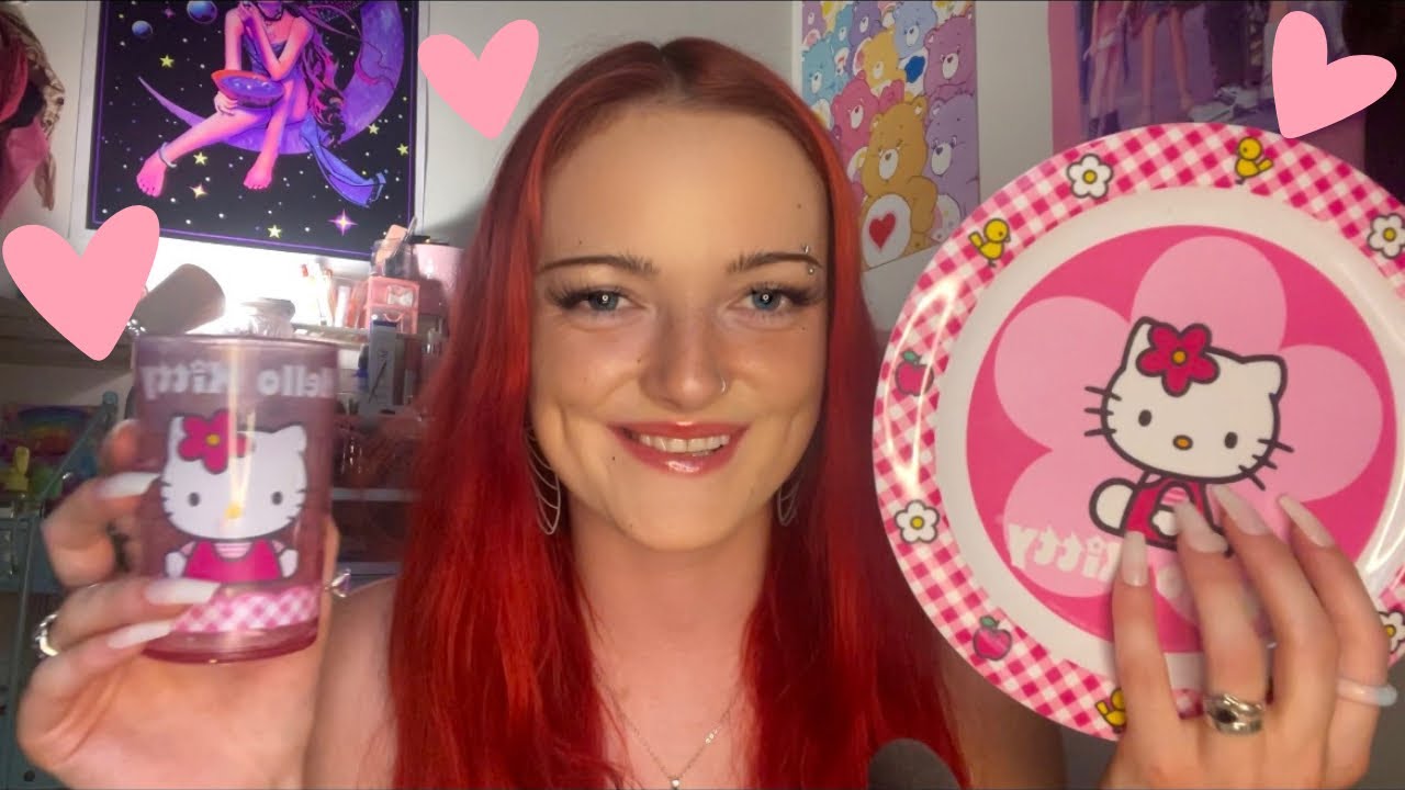 ASMR | Hello Kitty Triggers!💖 (Long nail tapping, page turning ...