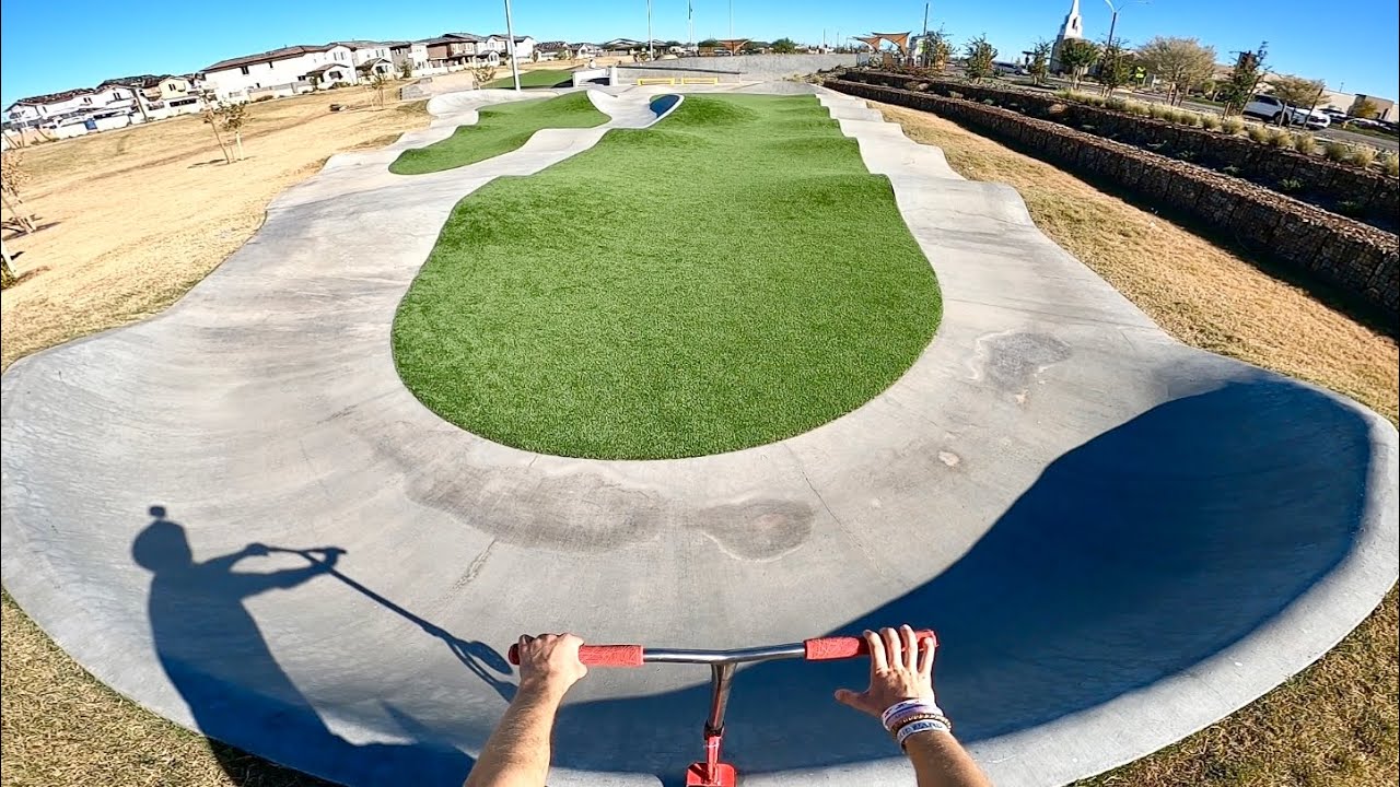 THE SKATEPARK RACE TRACK! - YouTube