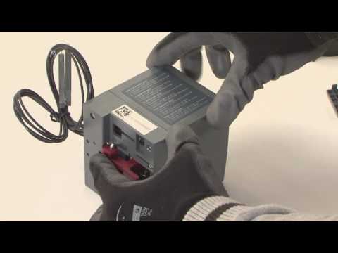 MOE - Stored energy motor operator XT2-XT4 - XT2 shown