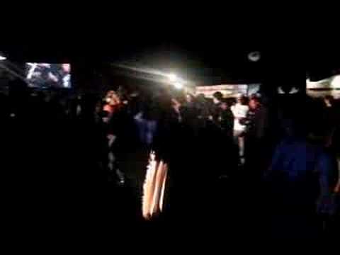 bolas enflammées - YouTube