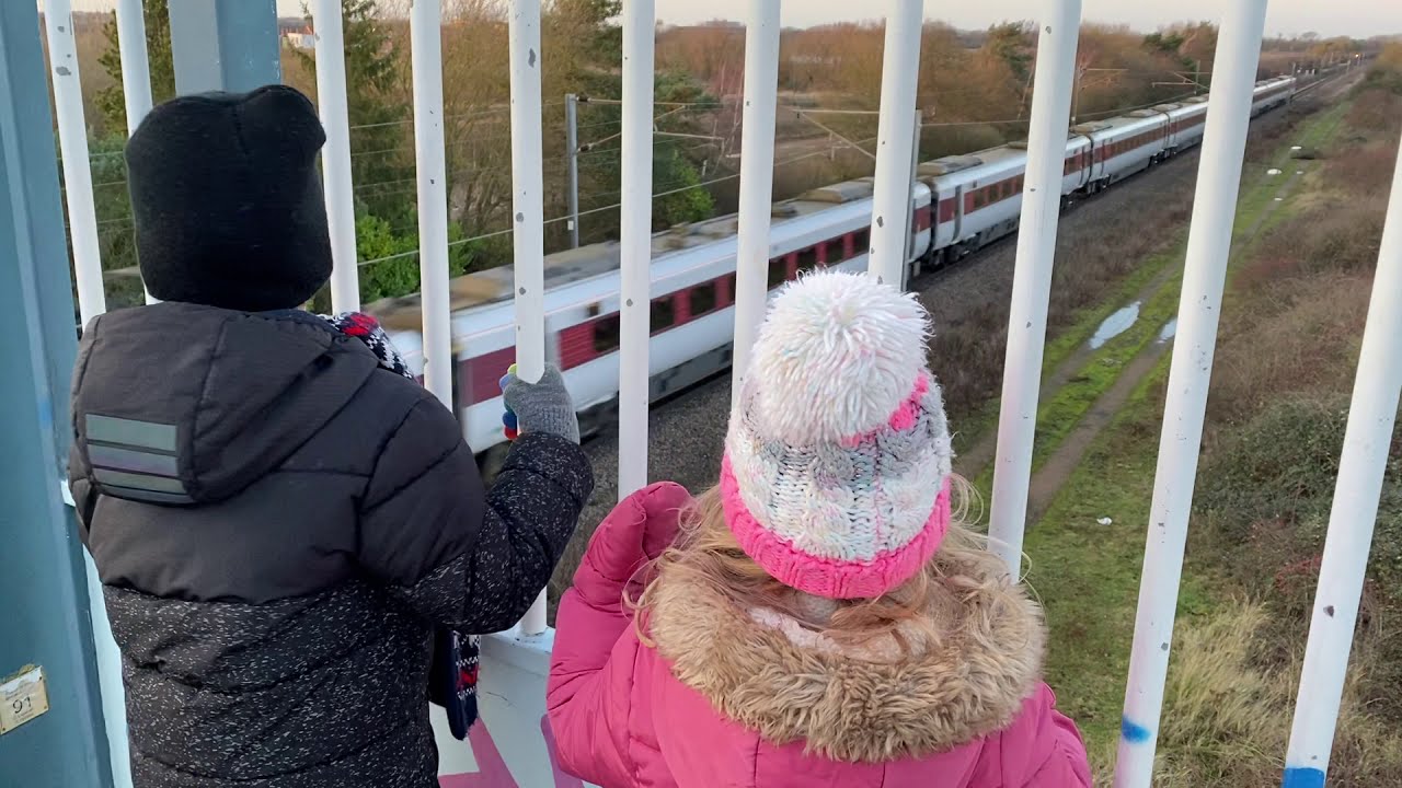 LNER Class 80x*** Azuma on ECML - 27 December 2020 - YouTube