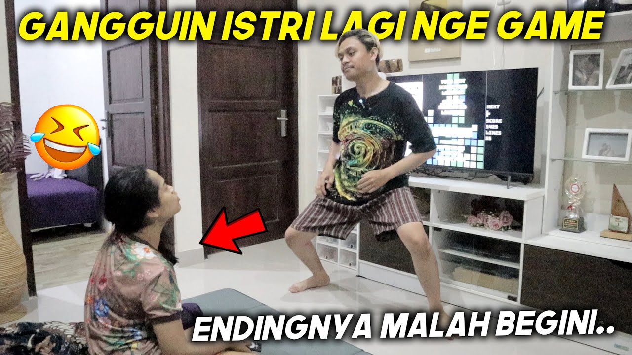 PRANK GANGGUIN ISTRI LAGI NGE GAME!! ENDINGNYA MALAH GINI!? - YouTube