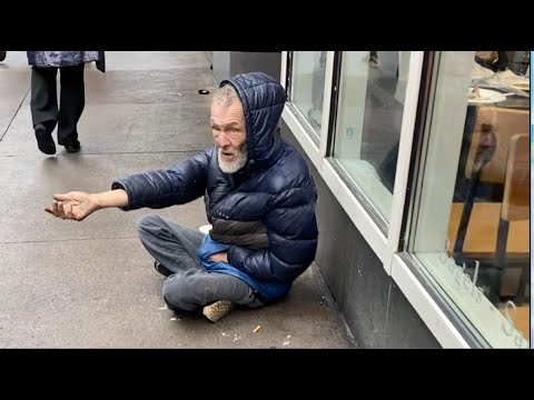 Cops and homeless in the streets and subways of New York City - YouTube