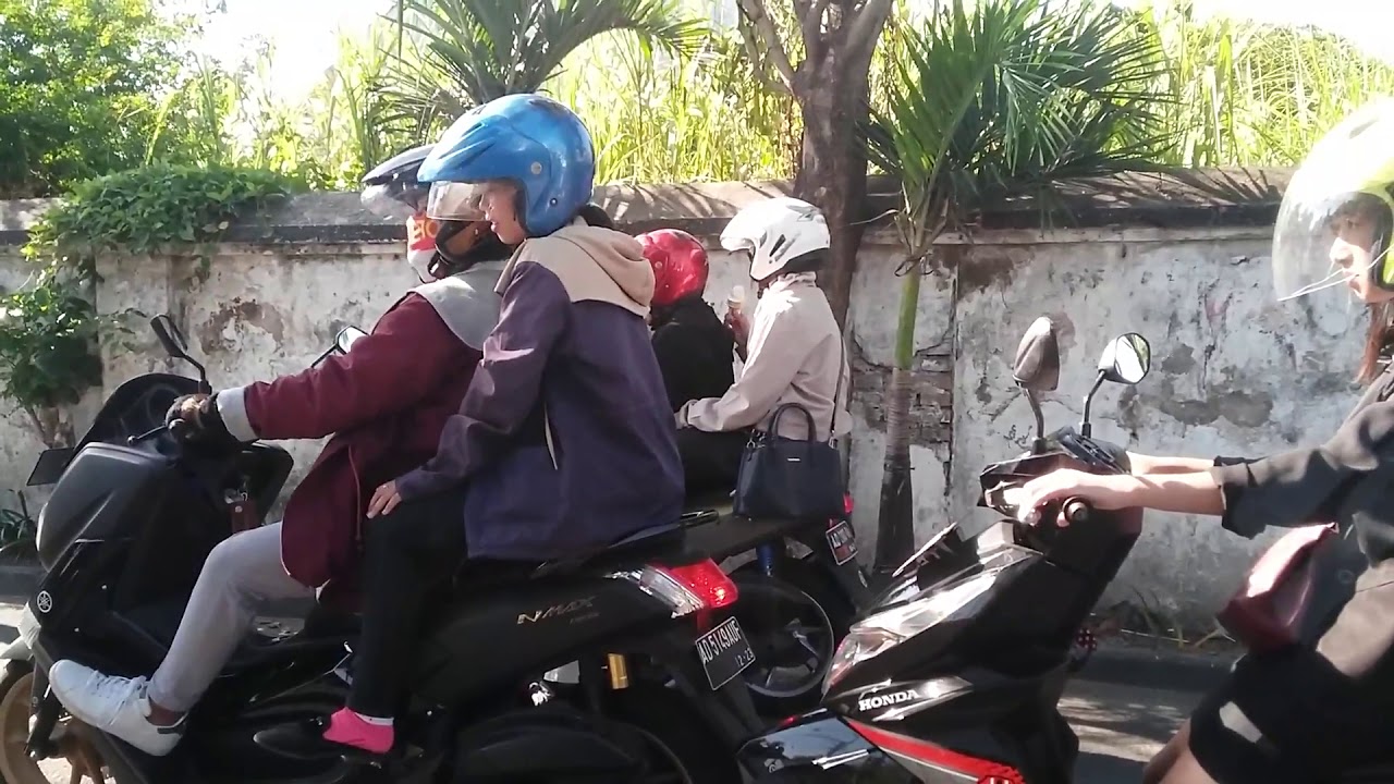motor bikin macet - YouTube
