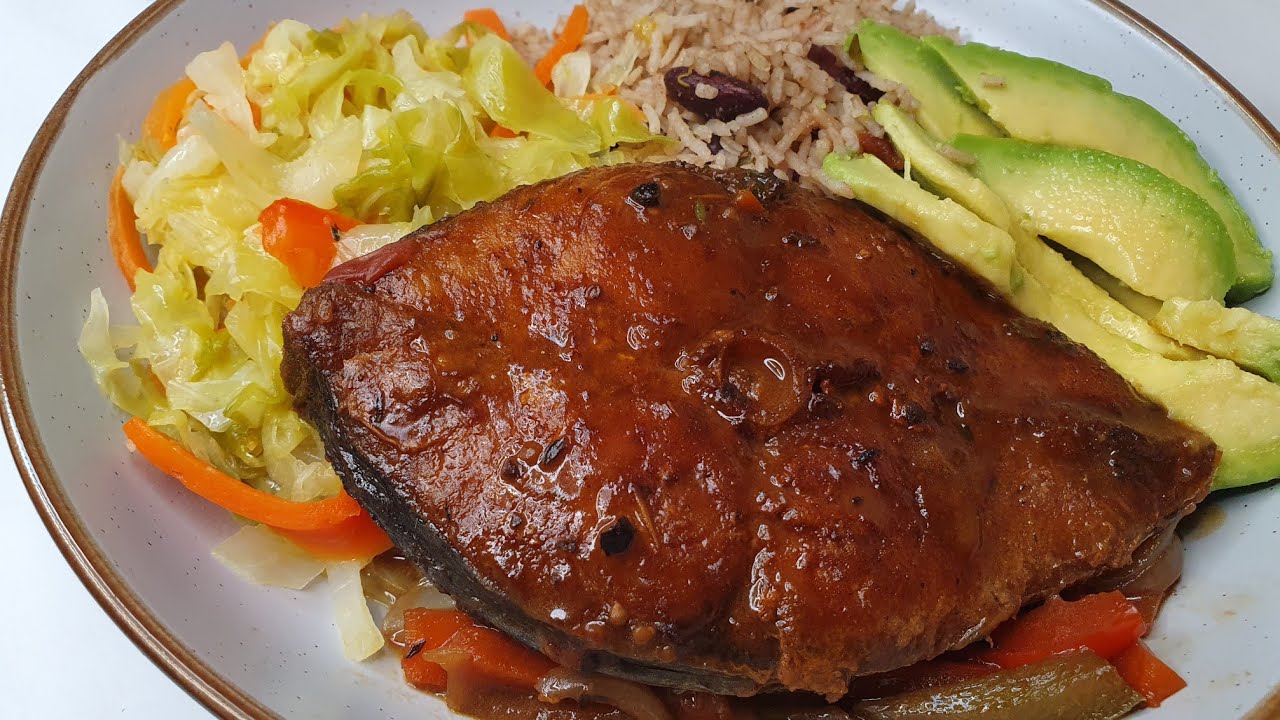 A DELICIOUS SUNDAY DINNER RECIPE | STEW KING FISH DINNER | THE BEST ...